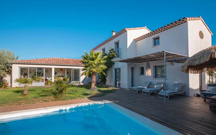 Maison à vendre - Balaruc-les-Bains - 10 pièces - 7 chambres