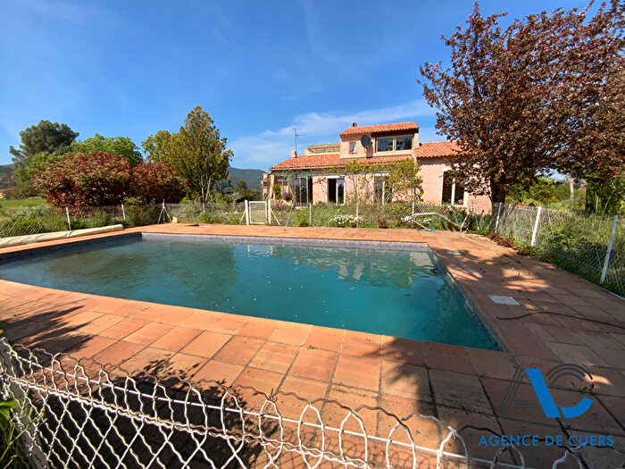 Maison à vendre - Cuers - 5 pièces - 4 chambres