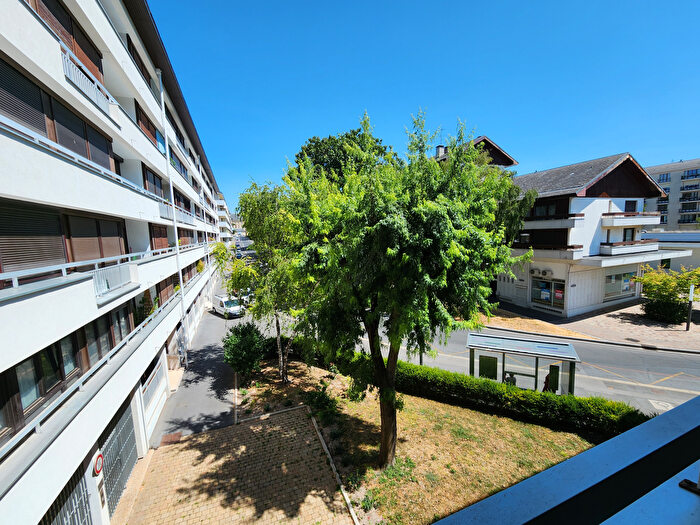 Appartement 3 pièces à louer à Reims, Barbâtre