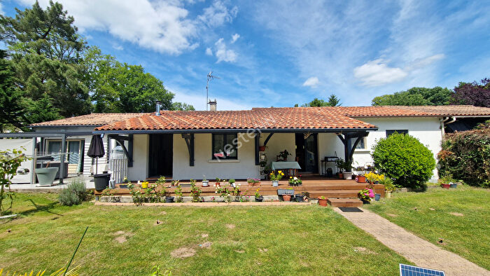 Maison à vendre - Bergerac, Centre-ville - 8 pièces - 6 chambres