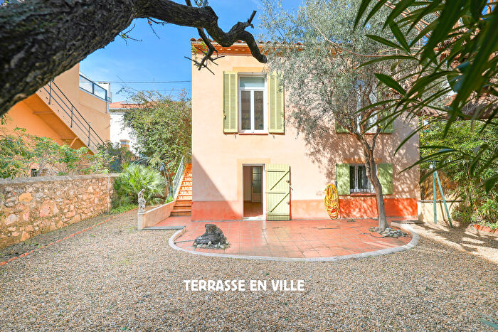 Maison à vendre - Toulon, Saint-Jean du Var - 5 pièces - 4 chambres