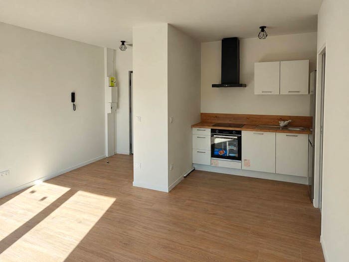 Appartement 2 pièces à Rive de Seine Sud Est, Melun, à louer