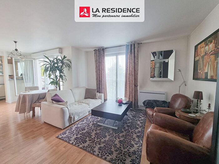 Appartement à vendre - Stains - 3 pièces - 2 chambres