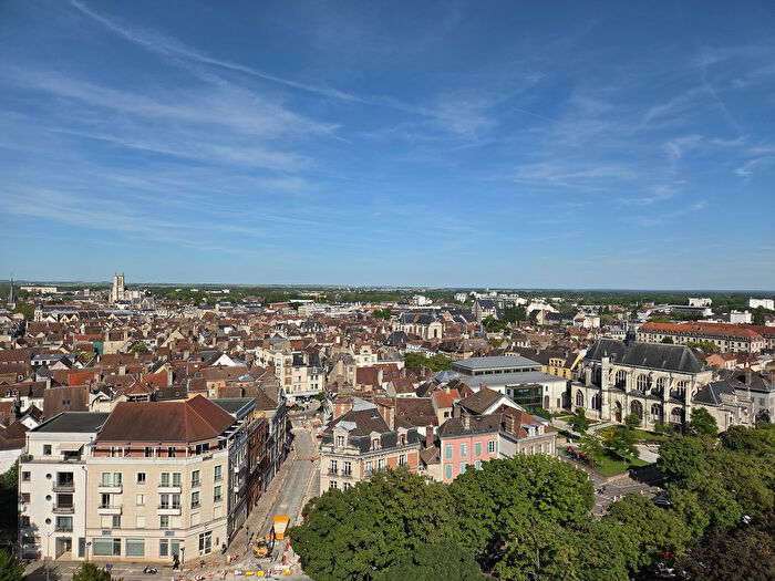 Appartement 5 pièces à vendre à Troyes, Gare