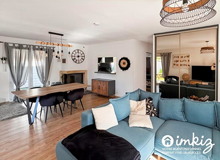 Maison à vendre - Parempuyre - 4 pièces - 3 chambres