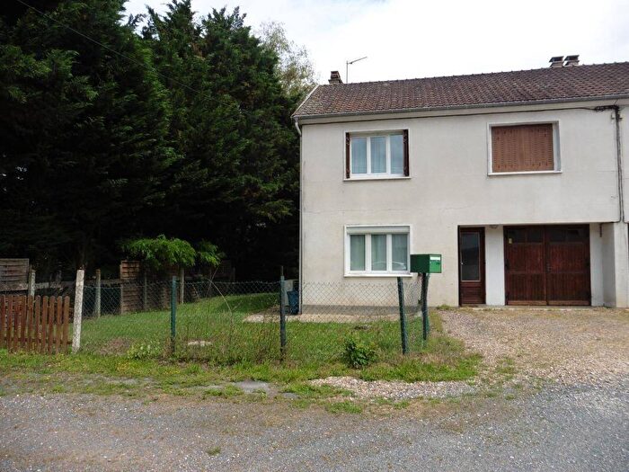 Cours, Cosne-Cours-sur-Loire : Maison 4 pièces à louer