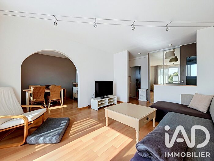Appartement 4 pièces à Bois-d'Arcy, La Croix Blanche, à vendre