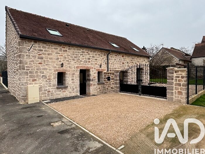 Maison à vendre - Fontenay-le-Vicomte - 6 pièces - 4 chambres