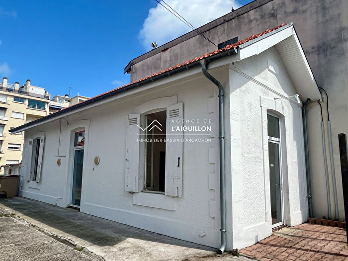 Maison à vendre - Arcachon, Centre-ville, La Chapelle, Gare - 3 pièces - 2 chambres