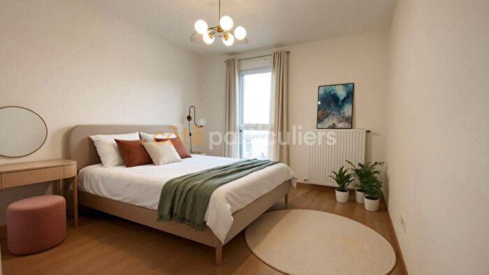 Appartement à louer - Est, Saint-Pierre-en-Faucigny - 4 pièces - 3 chambres