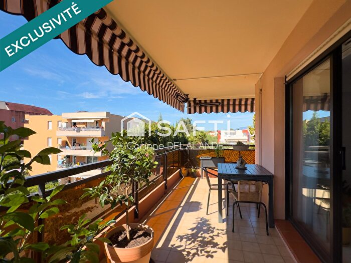 Appartement 3 pièces à vendre à Cagnes-sur-Mer, Le Cros de Cagnes, Les Vespins
