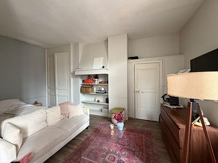 Appartement à louer - Limoges, Centre-ville, Hôtel de Ville, Emailleurs - 2 pièces - 1 chambre