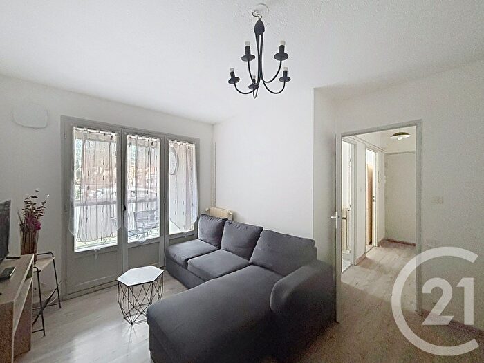 Appartement à louer - Perpignan, Moulin-à-Vent, Vertefeuille - 2 pièces - 1 chambre