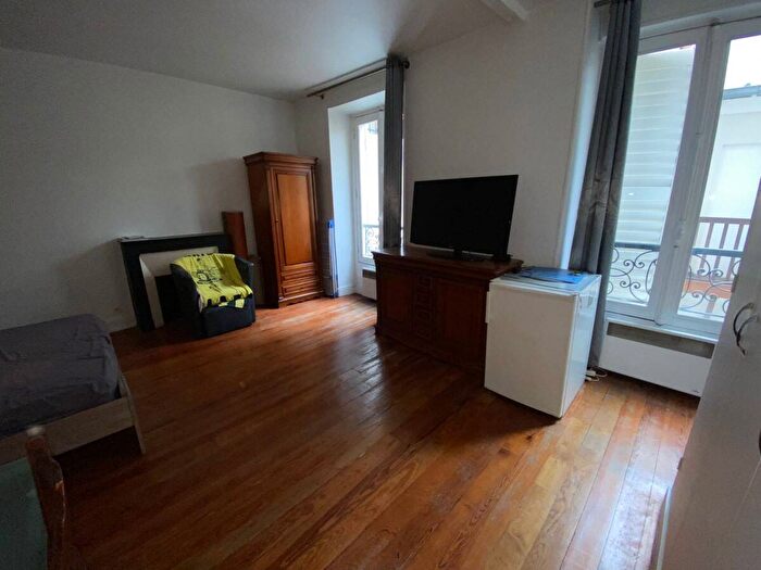 Appartement à louer - Courcelles-Wagram, Paris ème arrondissement - 1 pièce