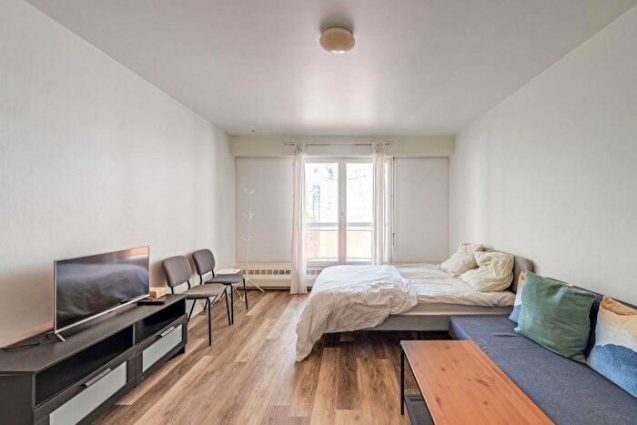 Appartement 1 pièce à Paris 19ème, Porte des Lilas, à vendre