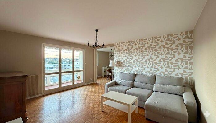 Appartement à louer - Glaciere-Jomard, Oullins - 4 pièces - 3 chambres