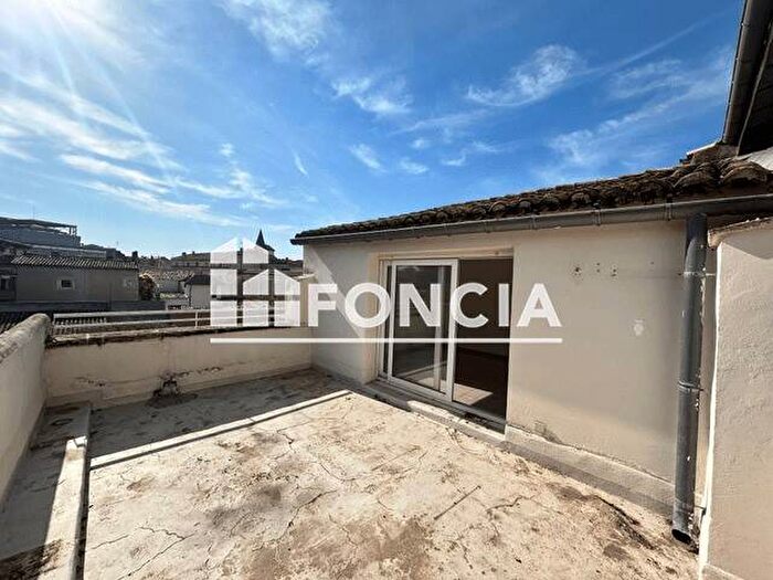 Appartement à louer - Arènes, Nîmes - 4 pièces - 3 chambres