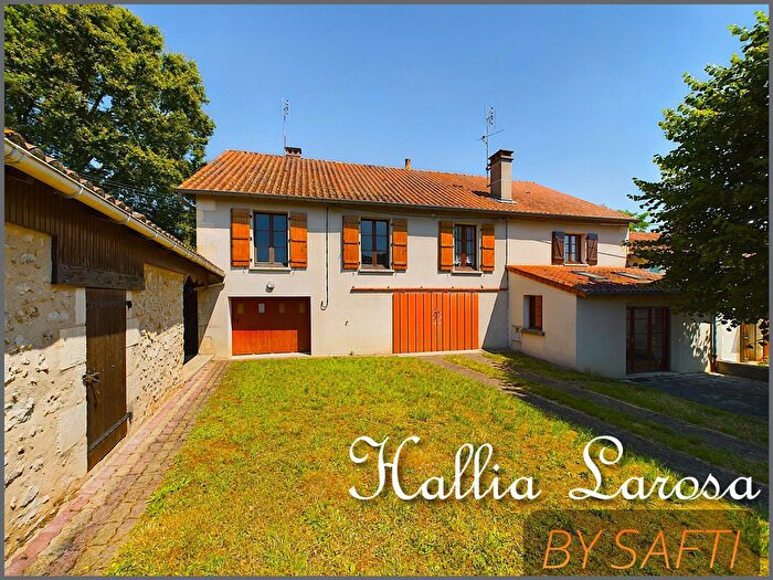 Maison à vendre - Pindray - 8 pièces - 6 chambres