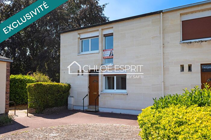 Épinay-sous-Sénart, La Croix Rochopt : Maison 4 pièces à vendre