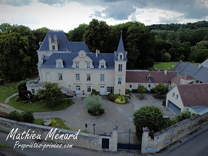 Soissons : Maison 13 pièces à vendre
