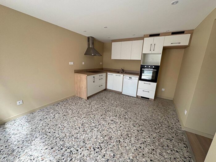 Appartement à louer - Feurs - 2 pièces - 1 chambre