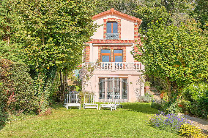 Maison 9 pièces à vendre à Sèvres, Croix-Bosset, Monesse, Brancas