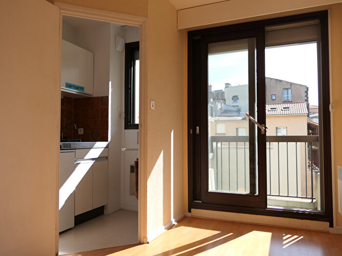 Appartement à louer - Clermont-Ferrand, Jaude, Fontgiève Saint-Alyre - 1 pièce