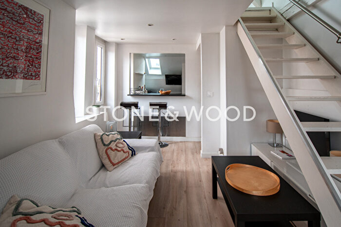 Annecy, Centre-ville, Vieille ville, Marquisats : Appartement 2 pièces à vendre