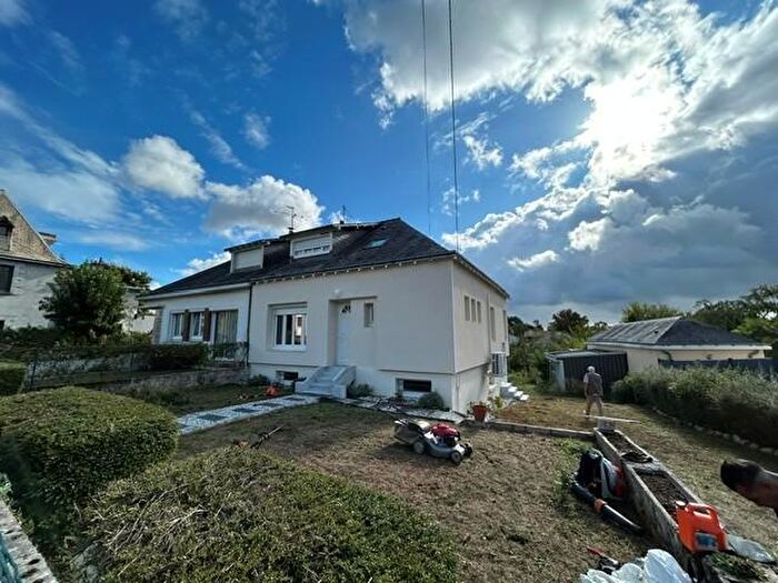 Tours, Sainte-Radegonde, IUT - Maison 5 pièces à louer