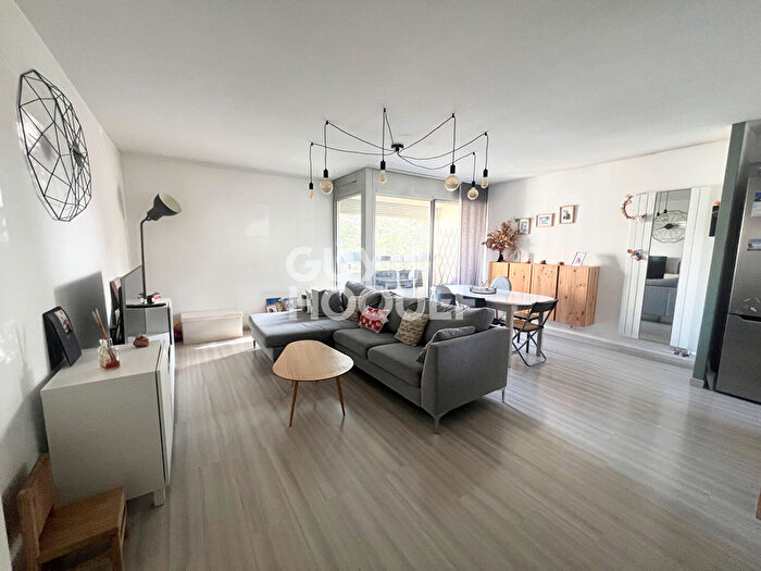 Appartement à vendre - Beaumont - 3 pièces - 2 chambres