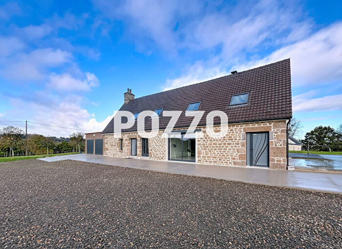 Maison 6 pièces à vendre à Saint-Germain-de-Tallevende-la-Lande-Vaumont
