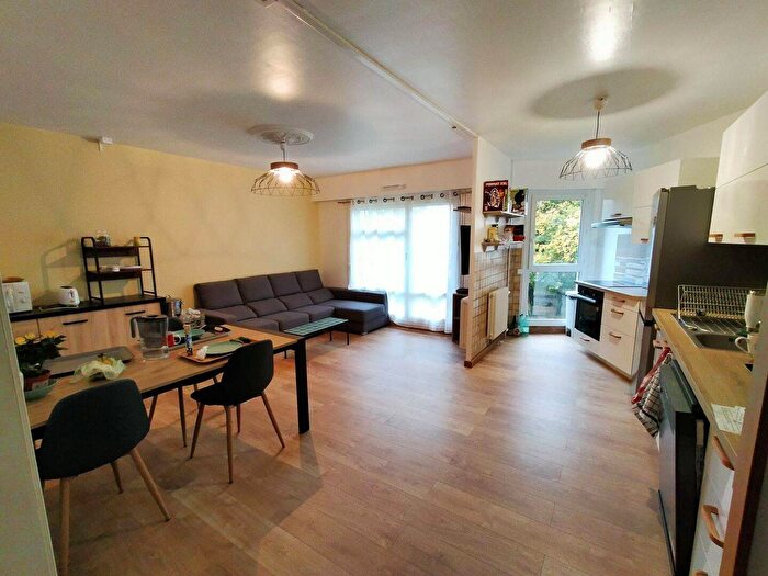 Appartement à louer - Rennes - 4 pièces - 3 chambres