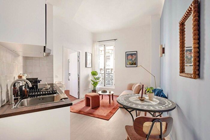 Appartement à louer - Hôtel de Ville, Marseille ème arrondissement - 2 pièces - 1 chambre