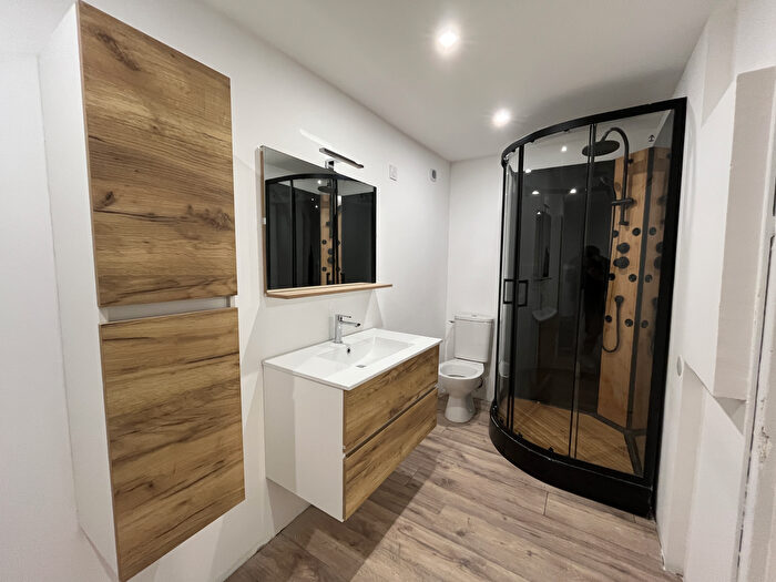 Maison à vendre - Narbonne, Bourg - 6 pièces - 4 chambres