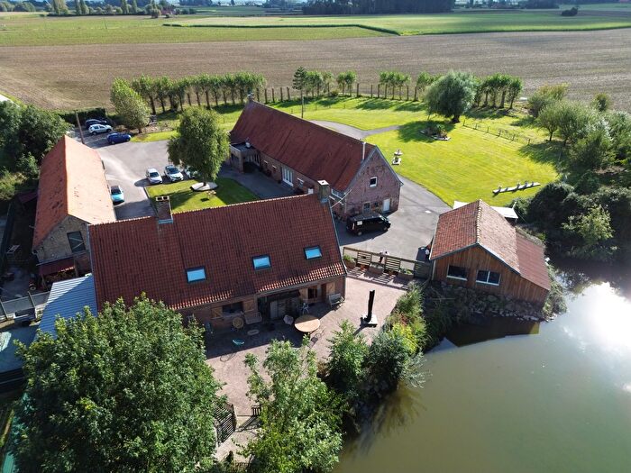 Maison à vendre - Rexpoëde - 15 pièces - 8 chambres