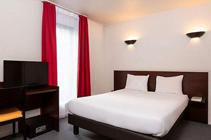 Appartement à louer - Faubourg de lArche, Courbevoie - 1 pièce