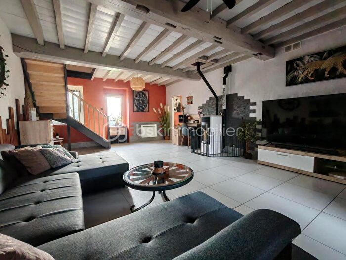 Maison à vendre - Bourg-en-Bresse - 8 pièces - 4 chambres