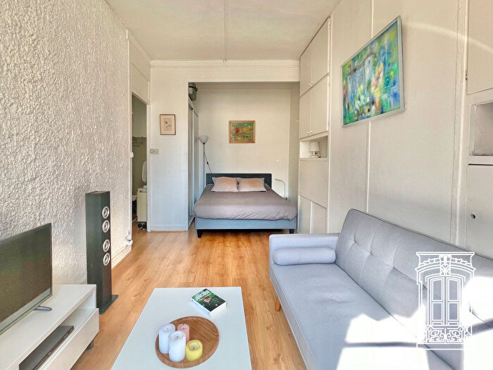 Appartement à louer - Lyon e  - 1 pièce