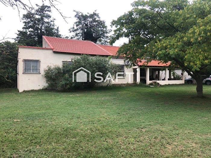 Maison à vendre - Arles, Pont de Crau, Moulès - 4 pièces - 2 chambres