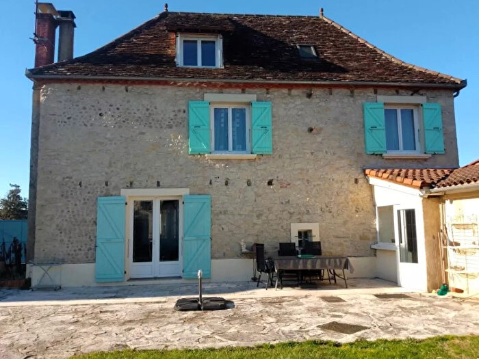 Maison à vendre - Biars-sur-Cère - 6 pièces - 4 chambres