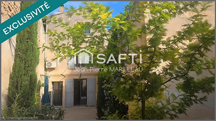 Maison à vendre - Tarascon, Centre-ville, Château, Condamine - 6 pièces - 4 chambres
