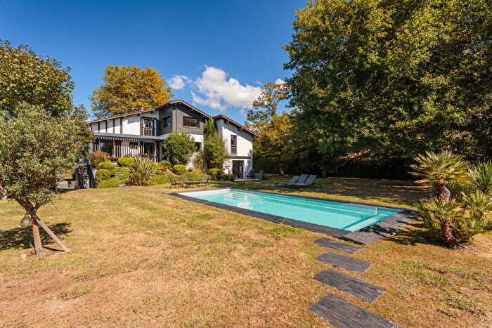 Maison à vendre - Arcangues - 9 pièces - 5 chambres