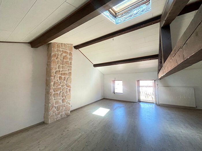 Maison à vendre - Estivareilles - 4 pièces - 3 chambres