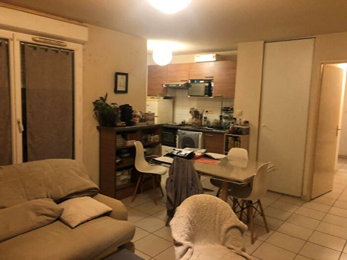 Appartement à louer - Onet-le-Château - 3 pièces - 2 chambres