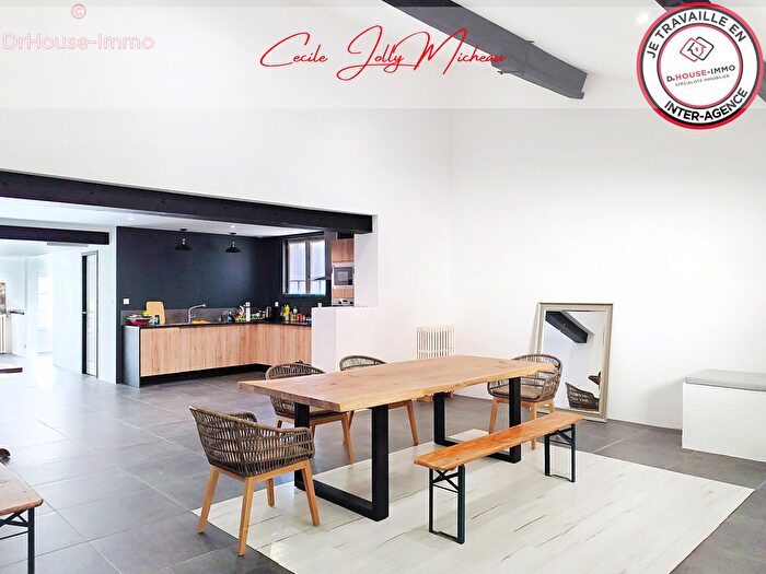 Maison 6 pièces à Bourg, à vendre
