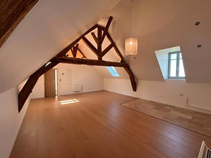 Appartement 5 pièces à louer à Nerville-la-Forêt