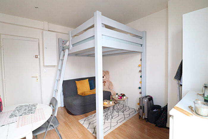 Appartement à vendre - Ivry-sur-Seine, Ivry Port - 1 pièce