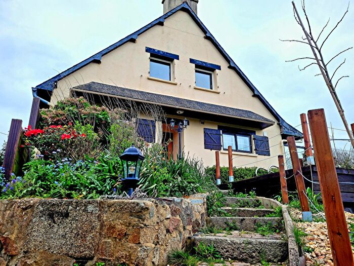 Maisons à vendre et appartements à louer - 1