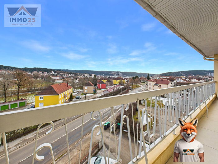 Appartement à vendre - Pontarlier - 4 pièces - 3 chambres