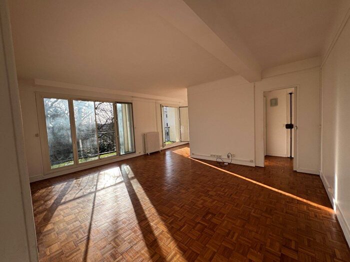 Appartement à louer - Rue de Versailles-Monastere, Ville-dAvray - 5 pièces - 3 chambres